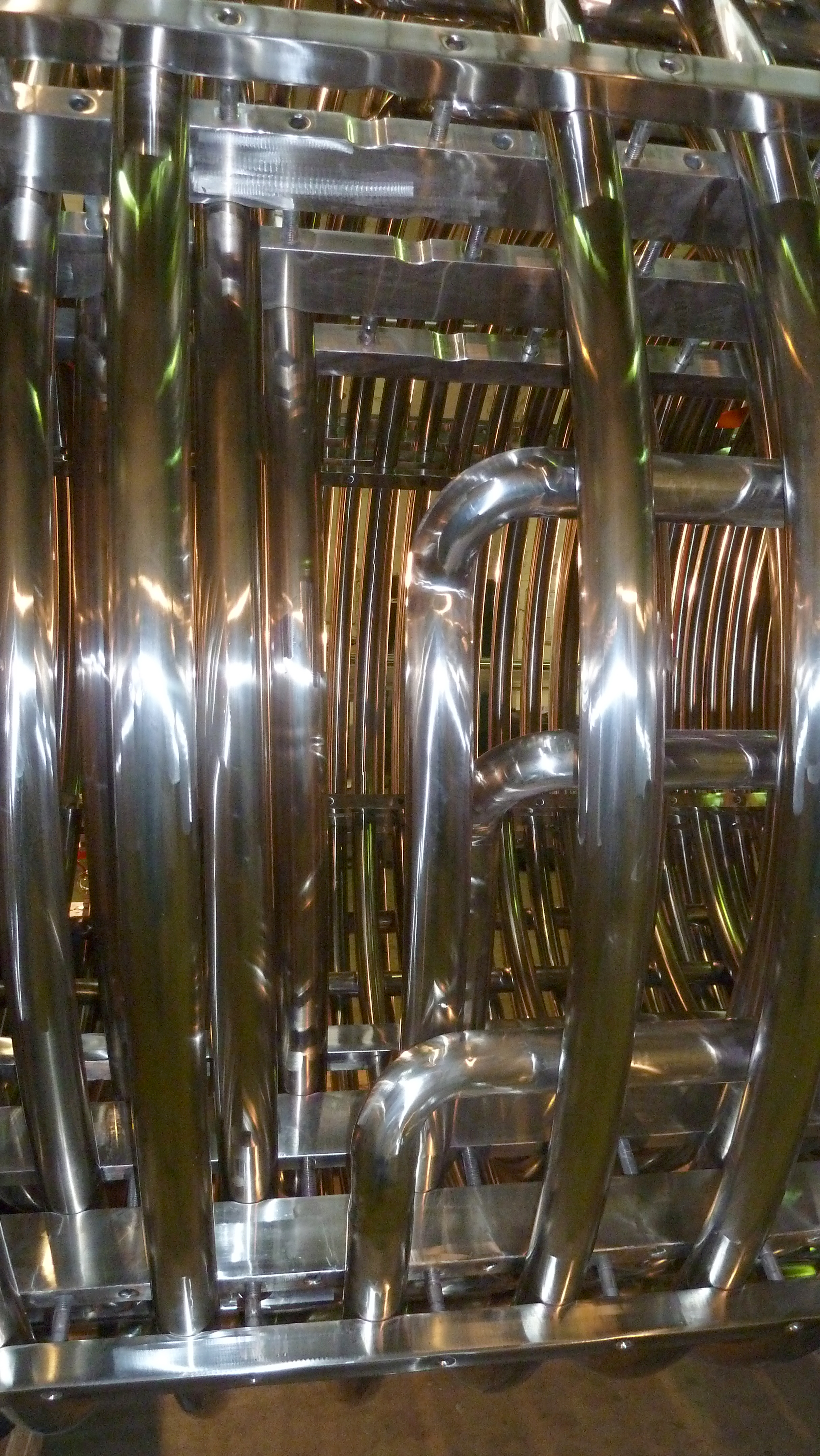 Coiled Pipes - Van den Anker